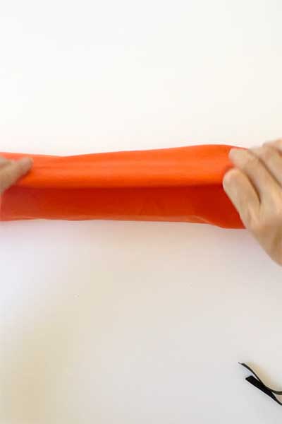 Quick And Easy How To Wrap Long Gift - WrapTi 2024